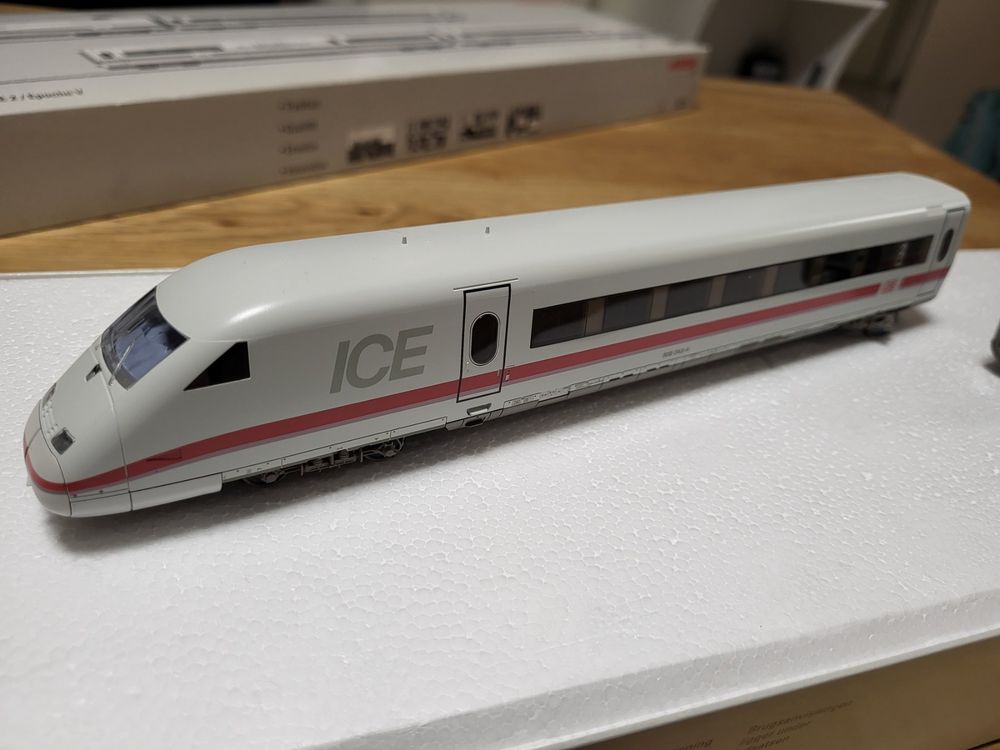 Märklin - ICE 2 Hochgeschwindigkeitszug - Artikel 36711 | Kaufen auf ...
