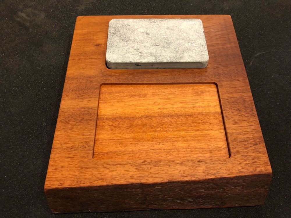 Heisser Stein Set (Neu und originalverpackt) in Eschenbach SG für CHF 159 – mit Lieferung auf ...