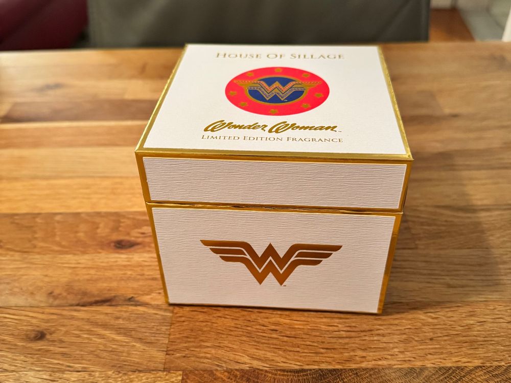 Wonder Woman House of Sillage Limited Edition Parfum🌟Neu (Gebraucht) in ...