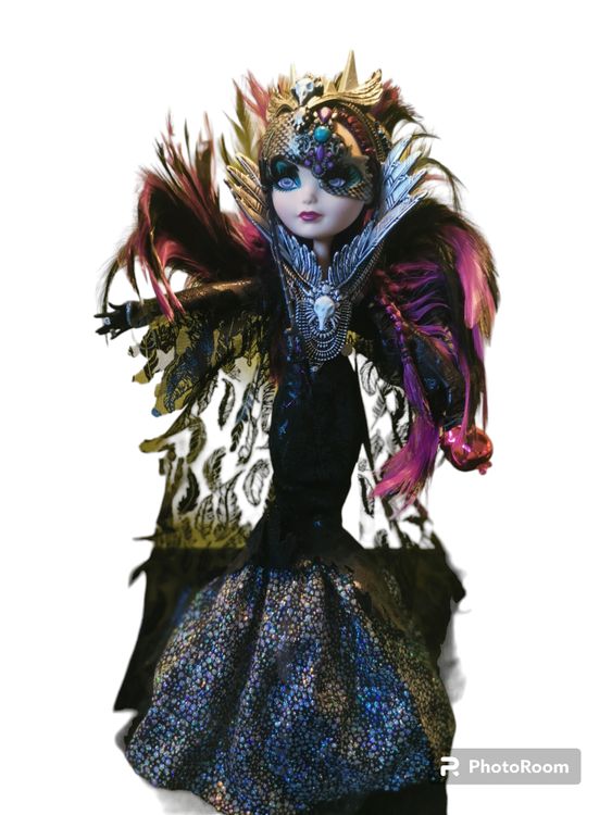 Ever After High SDC Event Exclusive Spellbinding Raven Queen | Kaufen ...