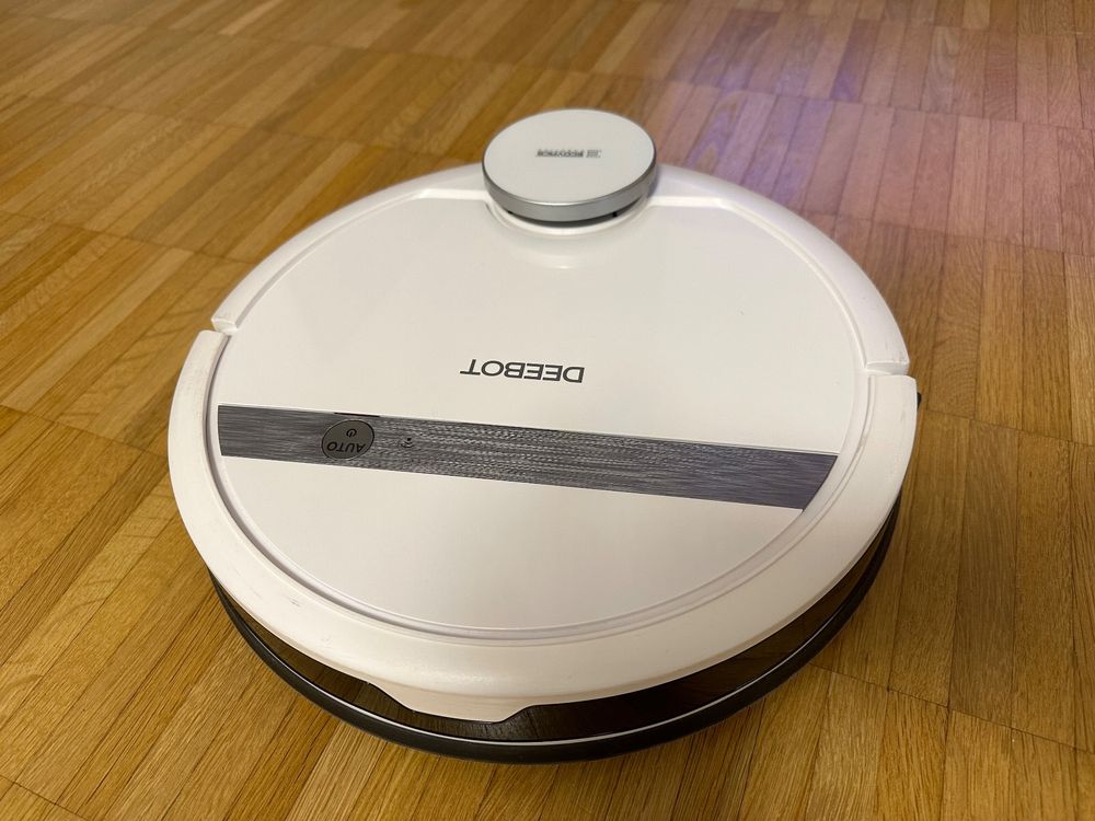 Deebot 900 Saugrobotet | Kaufen auf Ricardo