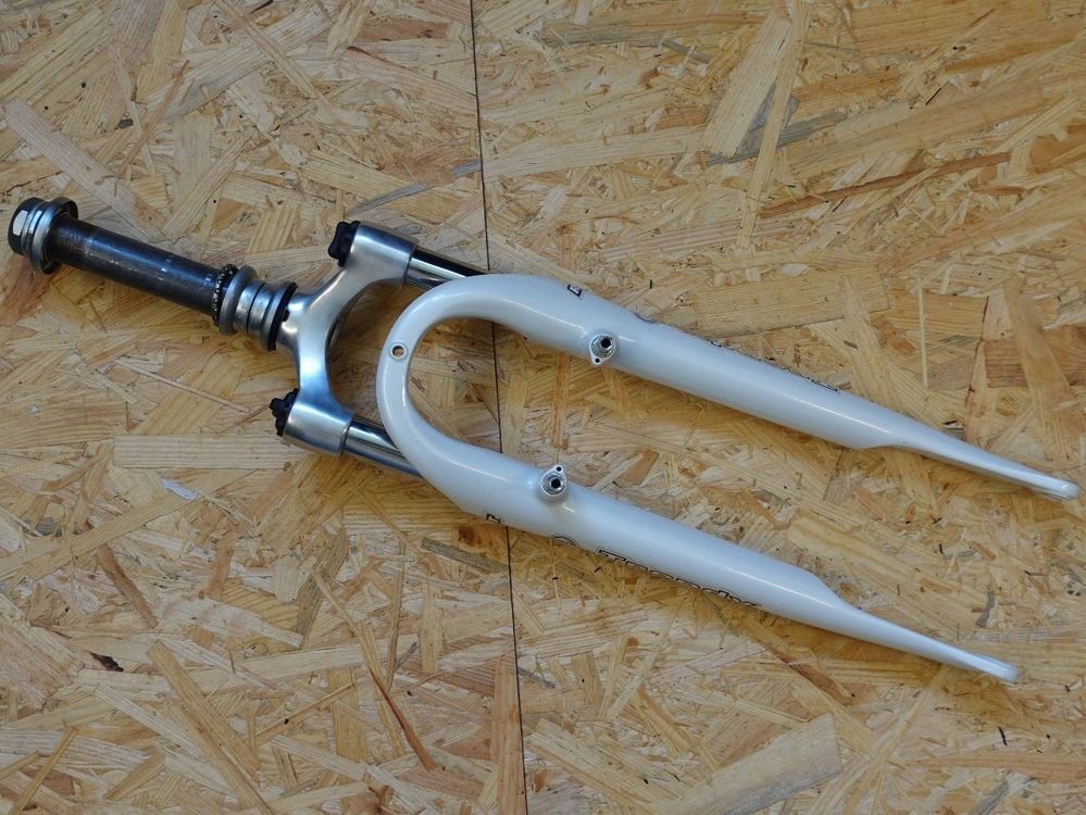 Neuwertige Federgabel 28" - 40mm Federweg | Kaufen auf Ricardo