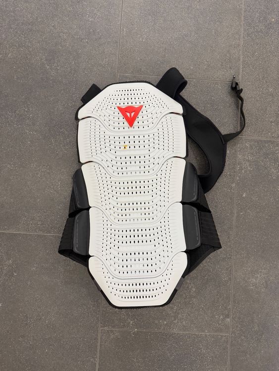 Dainese Manis Back Protector (Gebraucht) in Herrliberg für CHF 50 – mit ...