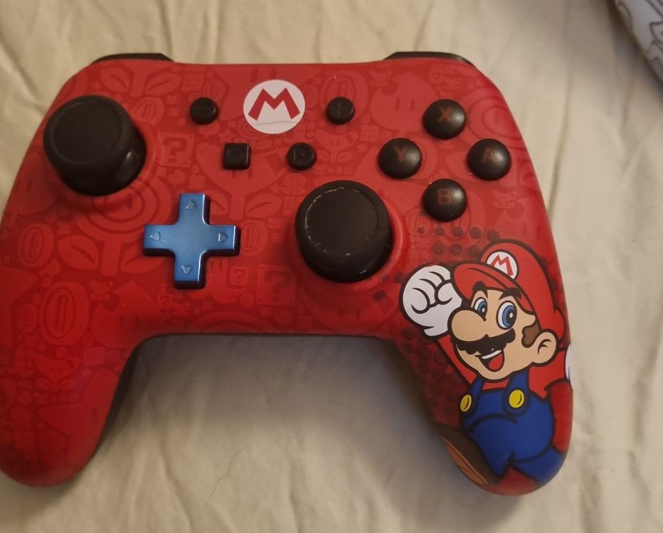 Nintendo Switch Pro Controller - Mario Edition | Kaufen auf Ricardo