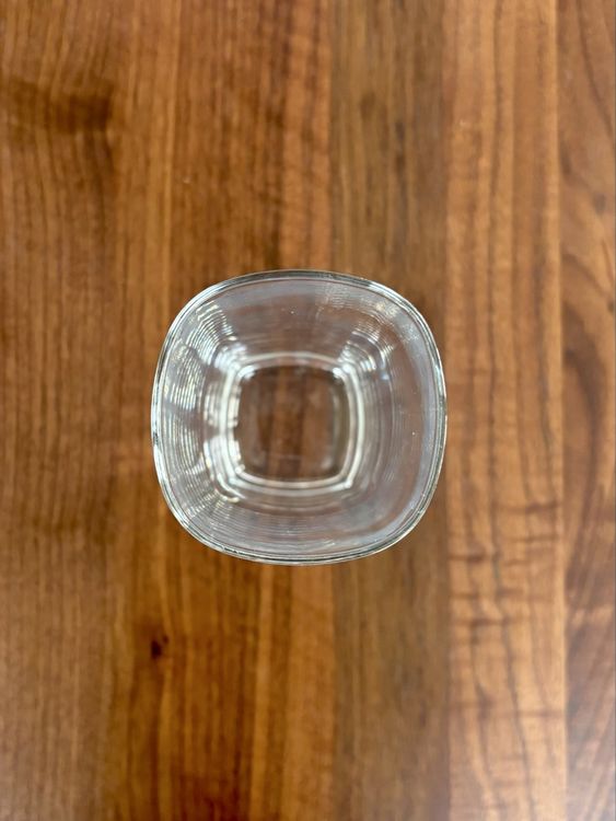 Set mit 13 Trinkgläsern – 3 dl, eckige Form (Gebraucht) in Schlieren ...