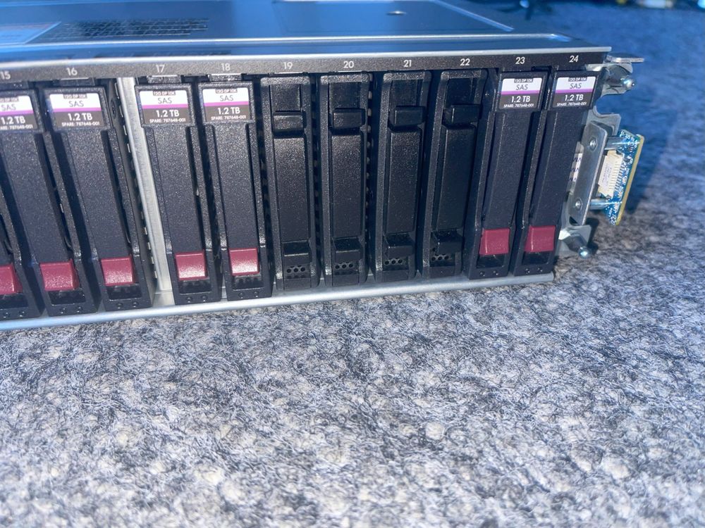 HPE MSA2052 20TB + 2x JL587A FlexFabric 5710 24SFP+ 6QSFP+ (Gebraucht ...