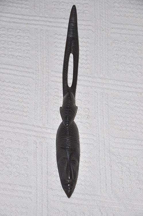 afrikanische Wandmaske Holz geschnitzt | Kaufen auf Ricardo