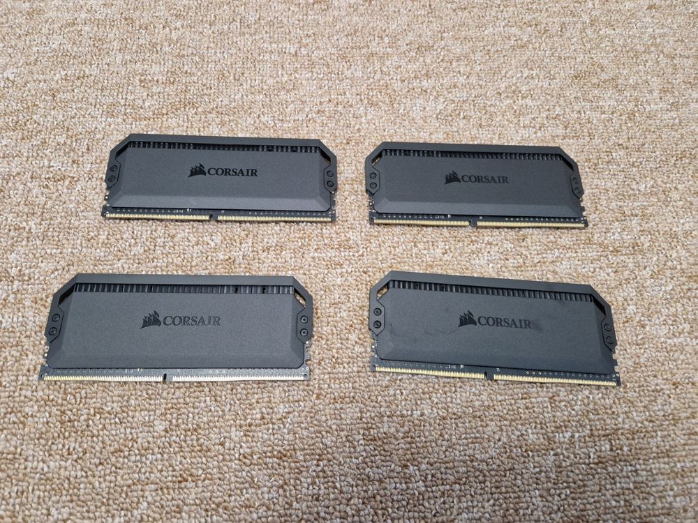 Corsair Dominator Ram RGB 4x8GB 32 GB DDR4-Ram 3200Mhz | Kaufen auf Ricardo