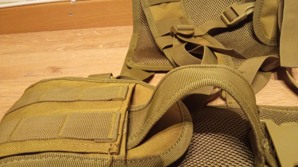 Airsoft Chest-Rig Neuwertig in coyote brown (Neu (gemäss Beschreibung ...