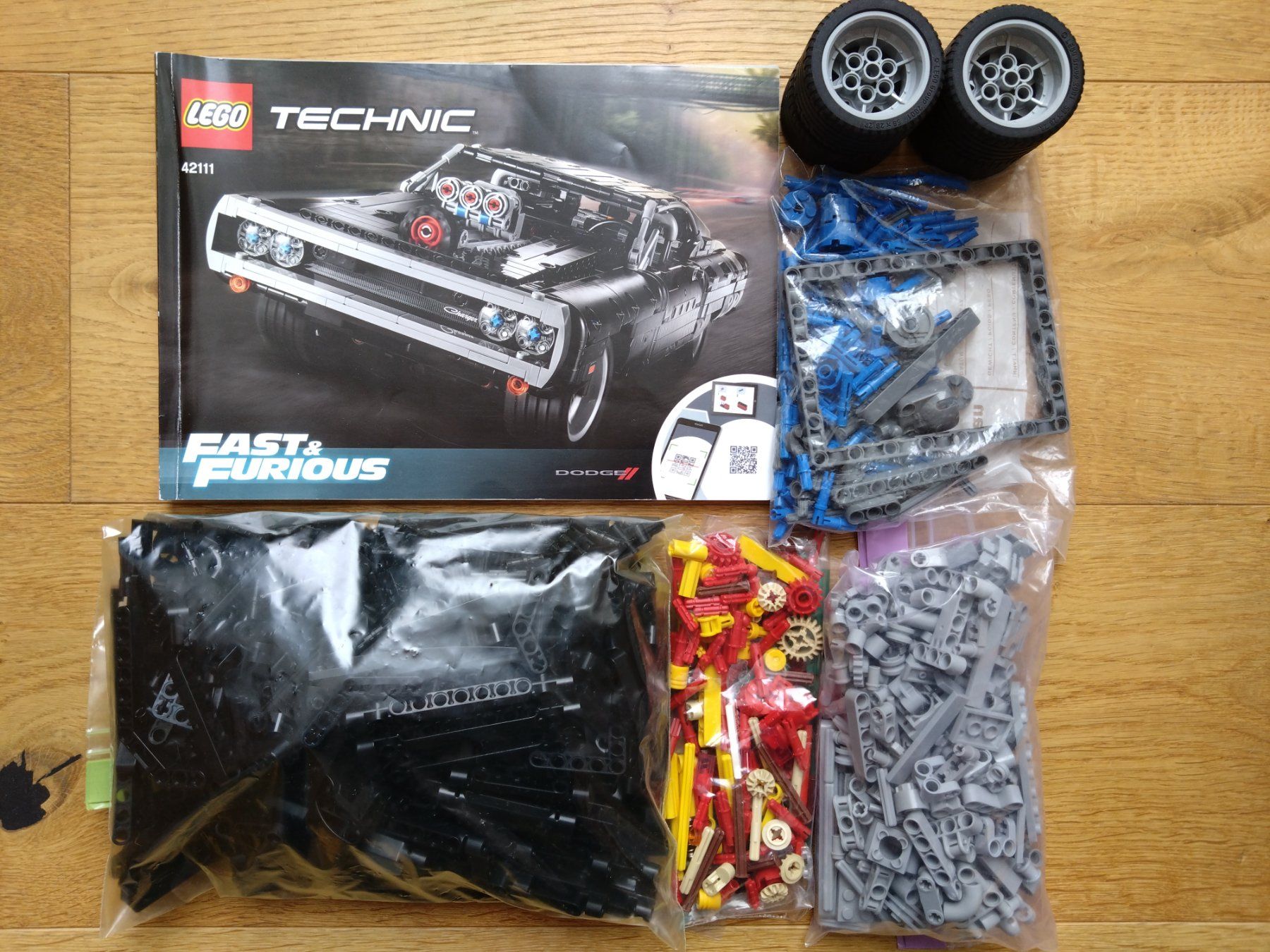 Lego Technic 42111 Dodge Charger/ wie Neu/ zerlegt+sortiert (Neu ...