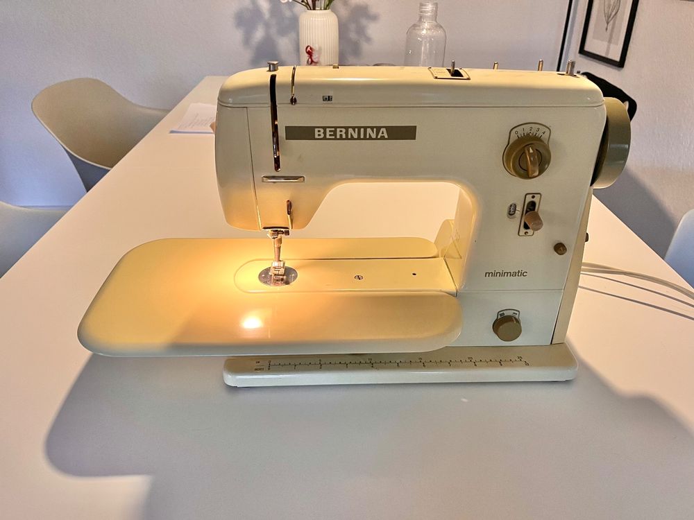 Bernina Minimatic 707 Nähmaschine | Kaufen auf Ricardo