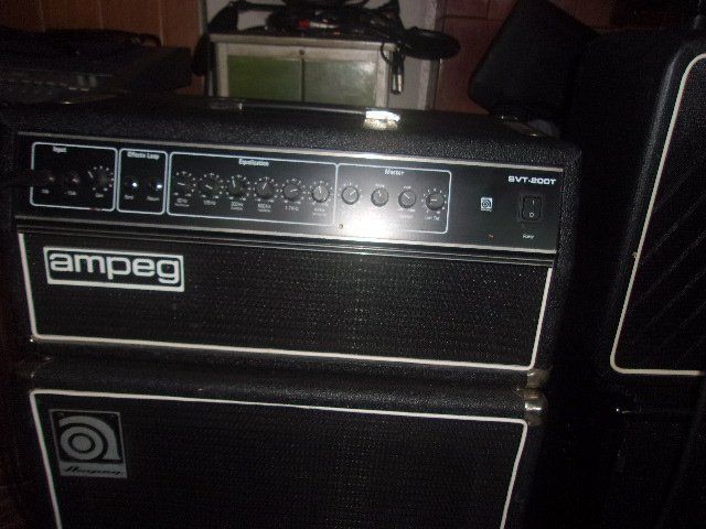 Ampeg SVT-200 inkl. 4x10 Box (Gebraucht) in Brittnau für CHF 600 – nur ...