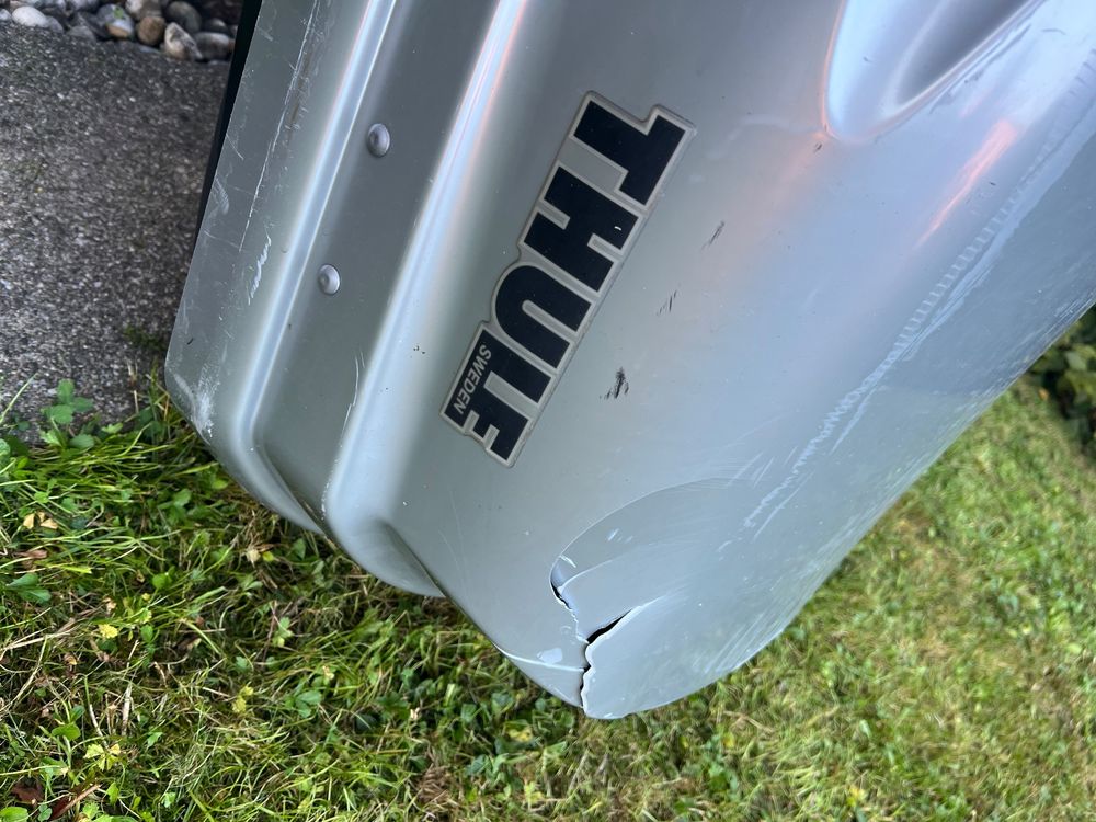 Dachbox Thule Atlantis 780 (Defekt) in St. Gallen für CHF 20 – nur ...