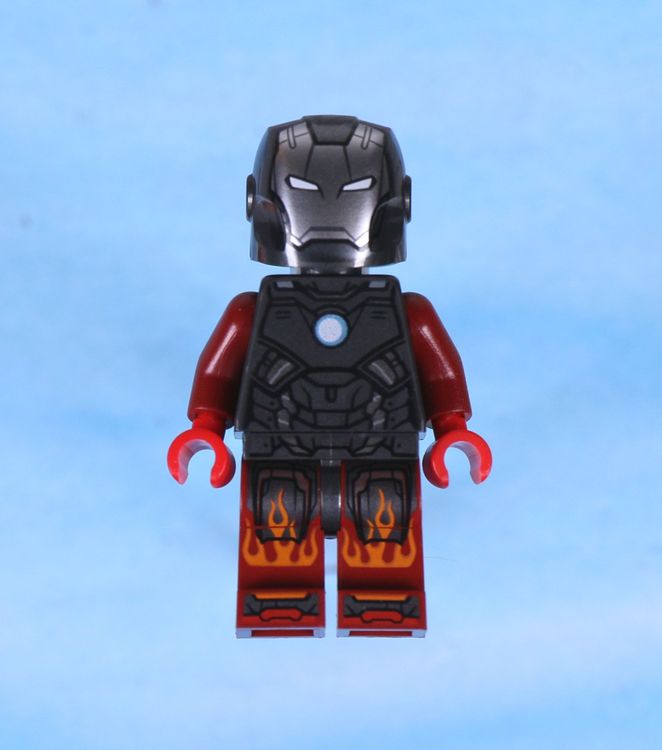 LEGO Super Heroes Minifigur Iron Man Blazer Armor (Gebraucht) in ...