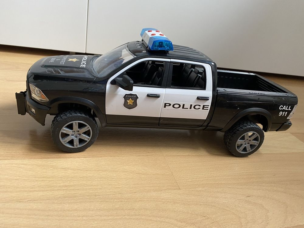 Polizei Auto mit Licht und Sound Bruder | Kaufen auf Ricardo