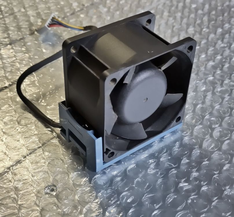 SUNON PSD1206PMBX-A DC 12V 18W 60x60x38mm Server Lüfter | Comprare su Ricardo