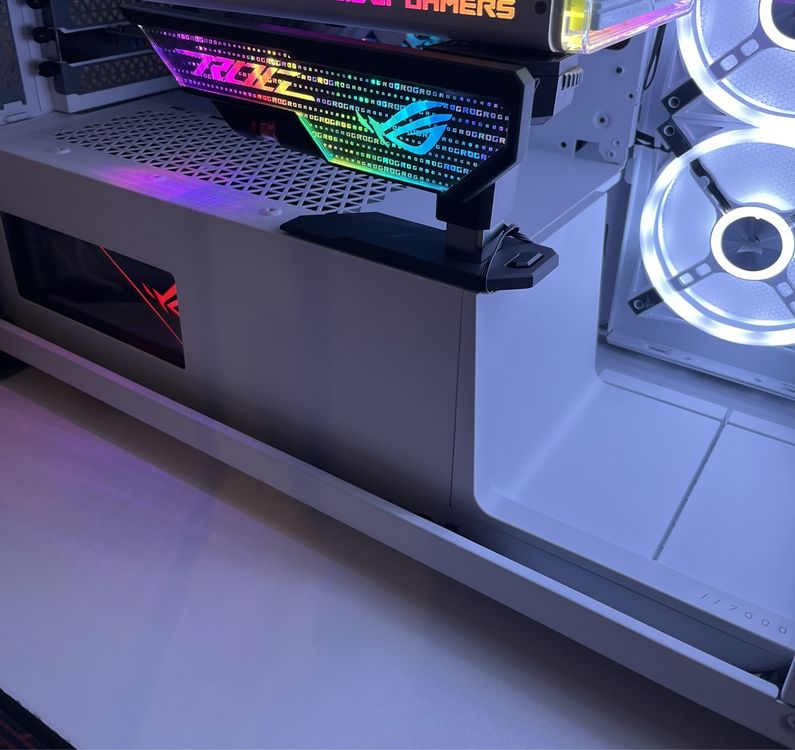 ASUS ROG GPU Halter (Gebraucht) in Tagelswangen für CHF 30 – nur ...