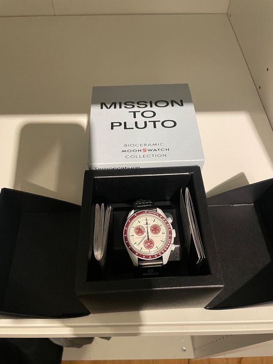 Omega Moonswatch Pluto (Neu und originalverpackt) in Möriken AG für CHF 250 – mit Lieferung auf ...