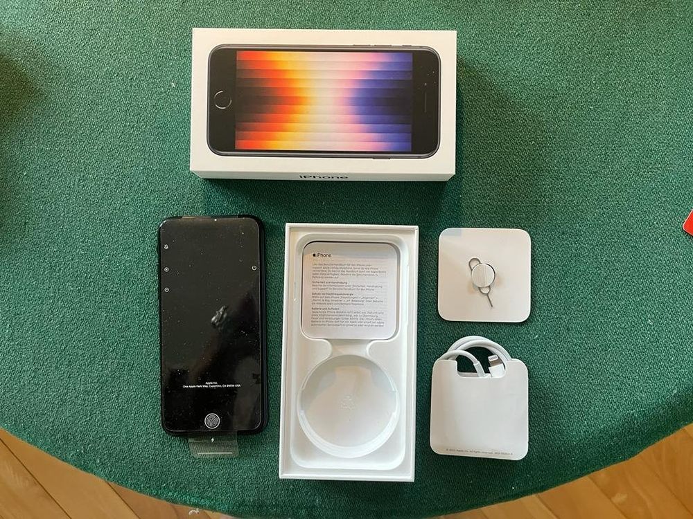Iphone SE 2022 64Gb Latest Neuste 5G model Modell Midnight (Neu und ...