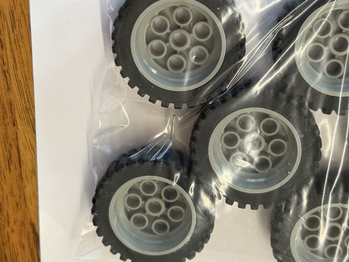 Lego Räder, 9 Stück, Original Lego Räder. (Gebraucht) in Rheinfelden ...