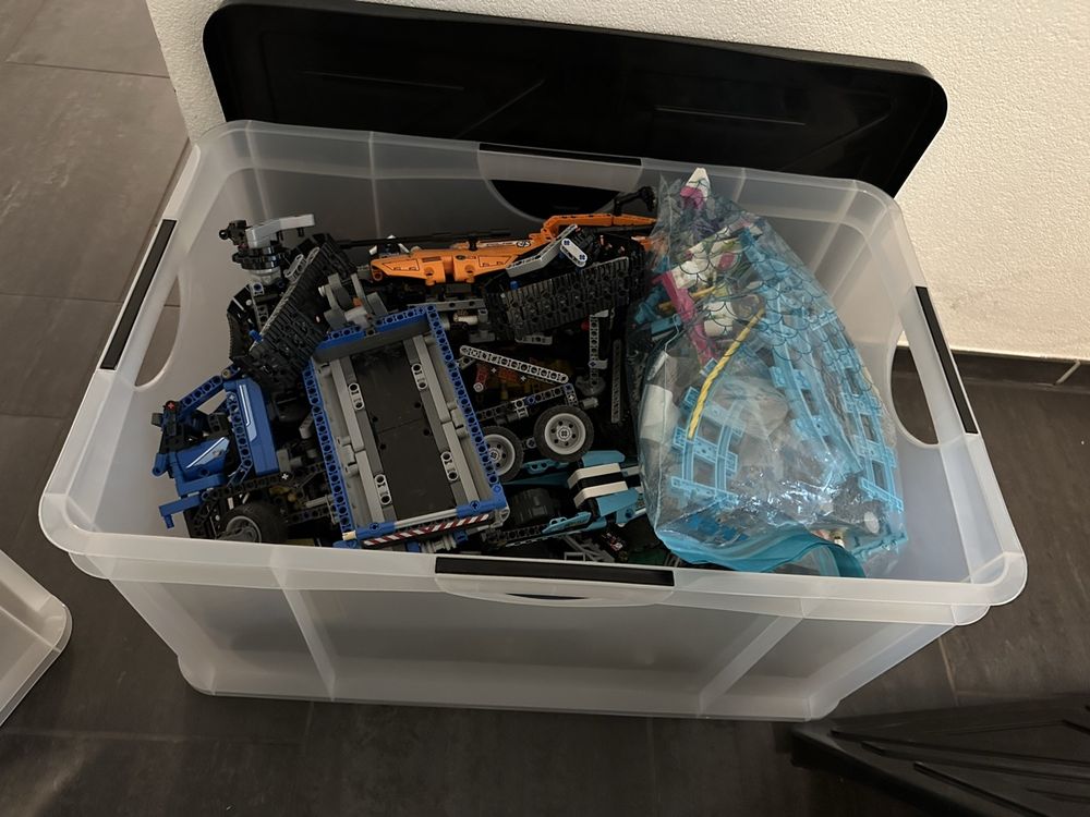Grosse Kiste mit Lego Tecknik Teile (Gebraucht) in Winterthur für CHF ...