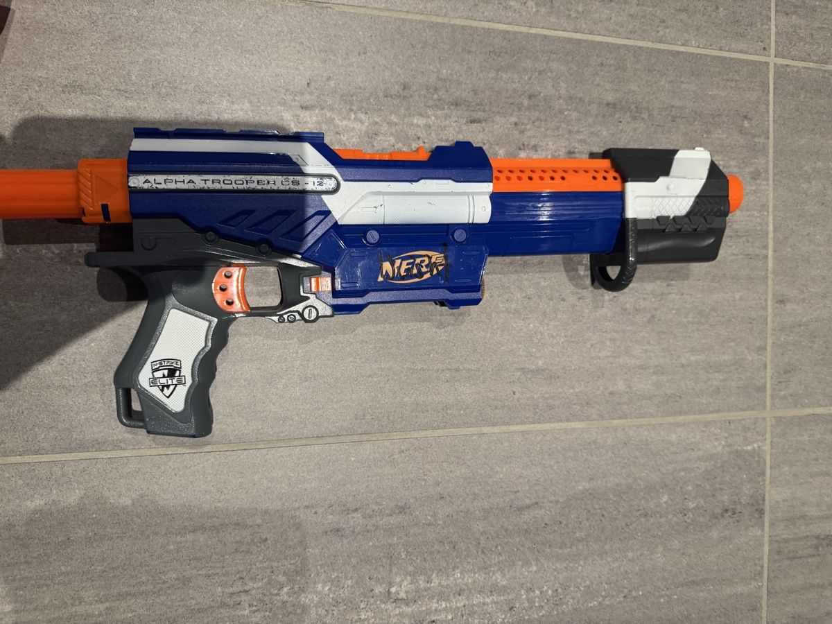 Nerf Alpha Trooper CS-12 Dart Blaster - Great Condition! (Gebraucht) in ...