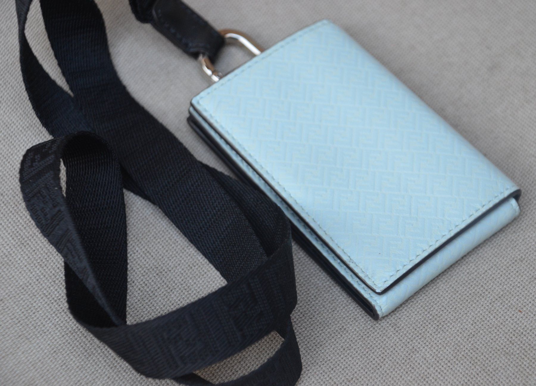 Fendi Kartenetui / étui à cartes (D'occasion) à Collonges pour CHF 283 ...