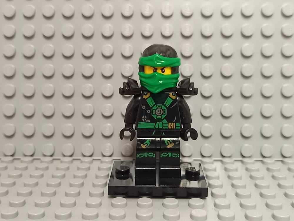 Lego Minifigur Ninjago Lloyd (Deepstone Armor) njo167 | Kaufen auf Ricardo