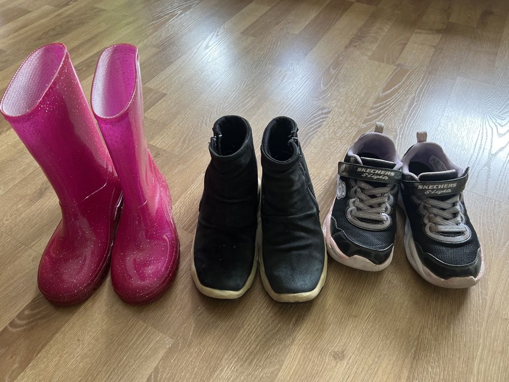 Schuh-Paket Mädchen, Gr. 33 (Gebraucht) in Zuchwil für CHF 10 – mit ...