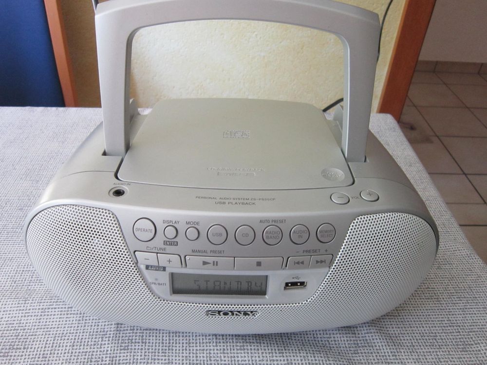 Sony Radio mit CD Player SONY (Gebraucht) in Steinen für CHF 32 – mit ...