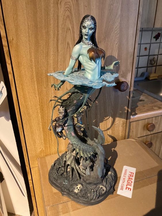 Sideshow Gallevarbe Statue 1/4 (Gebraucht) in Tafers für CHF 400 – nur ...