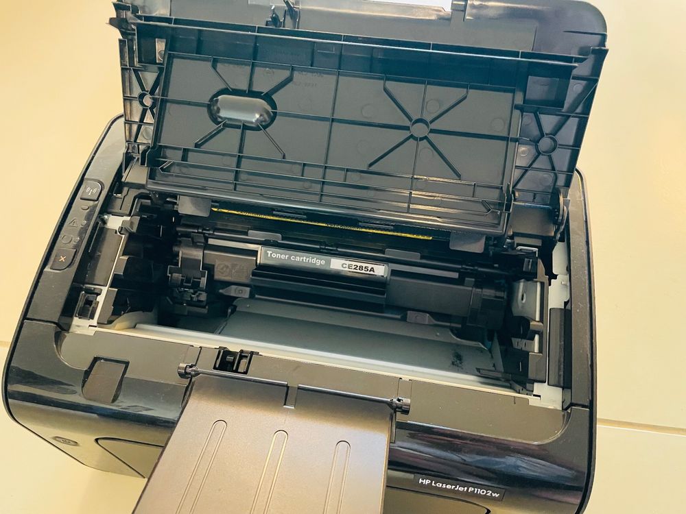 HP LaserJet Professional P1102w (Gebraucht) in Zürich für CHF 30 – nur ...
