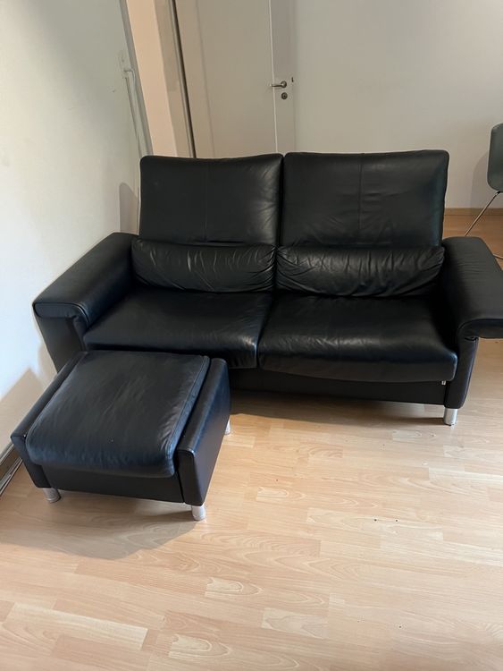 Leder Sofa mit Hocker und Sessel (Gebraucht) in Zürich für CHF 8 – nur ...