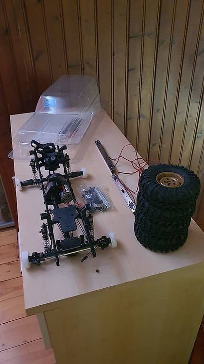 Rc Absima Crawler Chassis Neuwertig, 4x4 mit Zubehör (Neu (gemäss ...