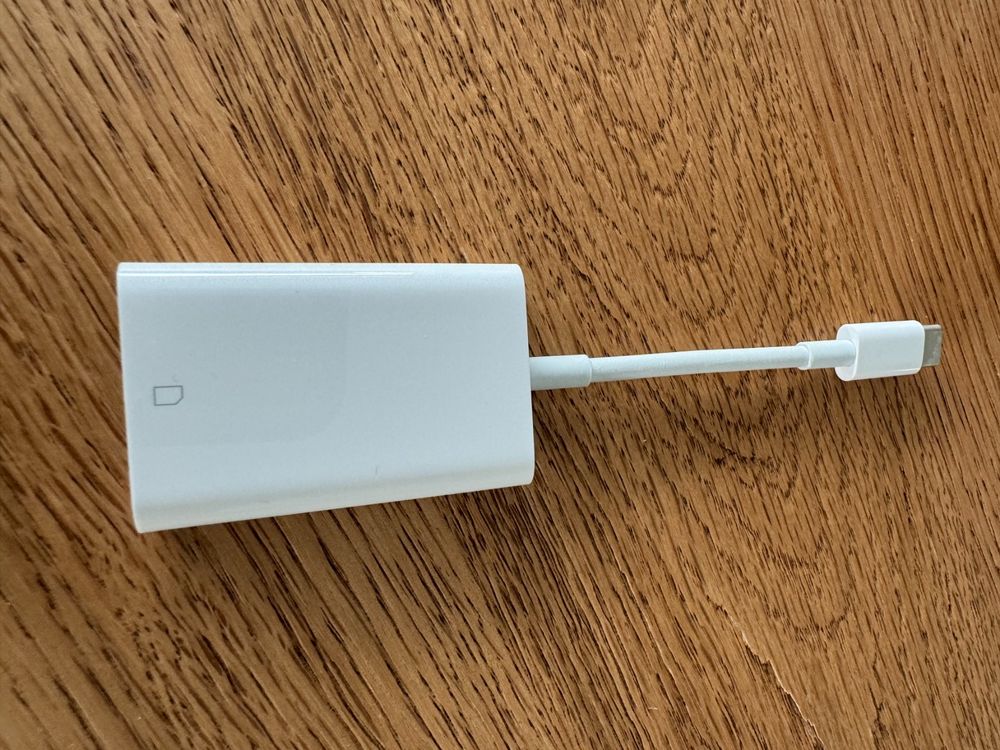 Apple USB-C to SD Card Reader (Gebraucht) in Schafisheim für CHF 10 ...