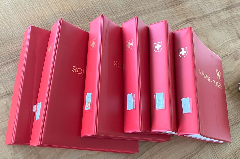 Sammlung Schweiz in 6 Briefmarkenalben **/*/gest. | Kaufen auf Ricardo