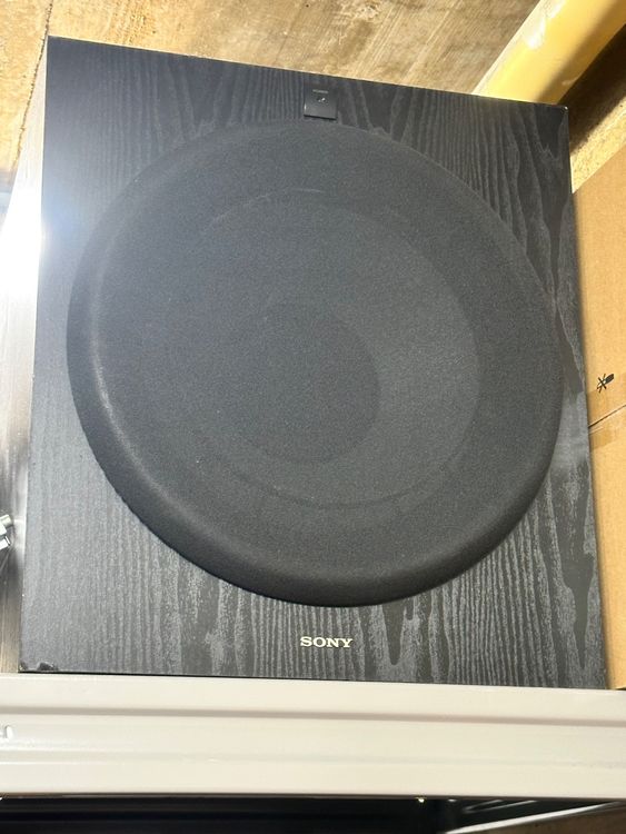 Sony Subwoofer 14“ (Gebraucht) in Thalwil für CHF 1 – nur Abholung auf ...
