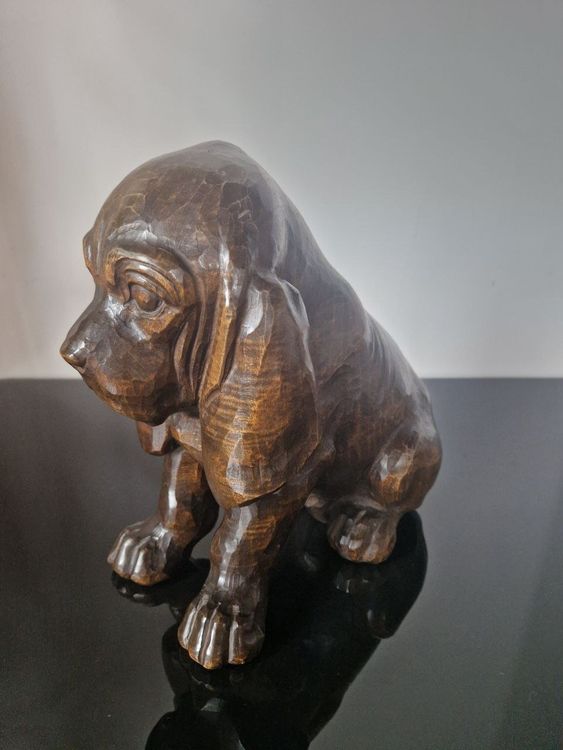 Exponat Arnold Huggler Holzskulptur, Hund, geschnitzt (Gebraucht) in ...