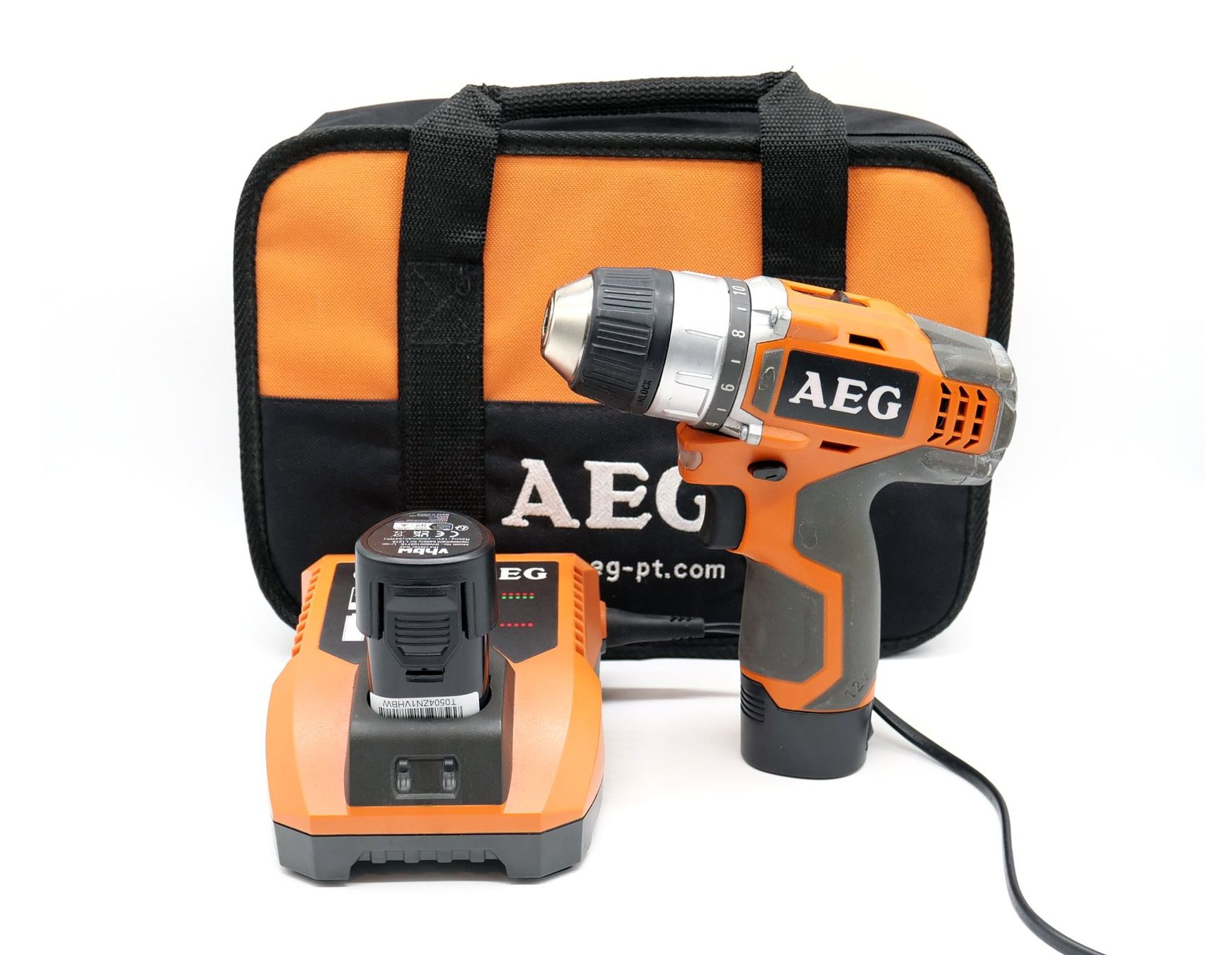 AEG BS 12 C2 Akku-Bohrschrauber 12V, 2-poliger Motor 2x Akku (Gebraucht ...