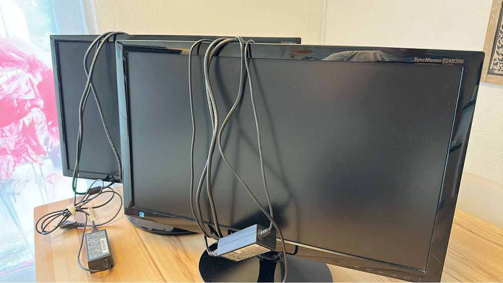 2x Samsung SyncMaster S24B300 Monitore (Gebraucht) in Langnau am Albis ...