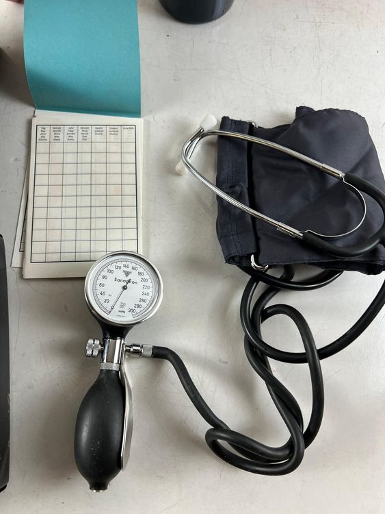 Blutdruckmessgerät Sanaphon Riester - Vintage (Gebraucht) in für CHF 10 ...