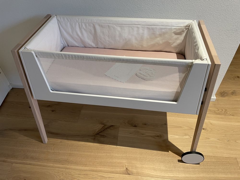 Beistellbett Leander Linea(NP. 475.-) + Matratze + Laken (Gebraucht) in ...