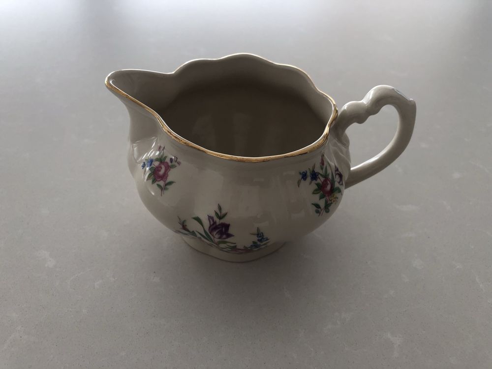 Süsses, prakrisches Milch- oder Rahm Kännchen (Gebraucht) in ...
