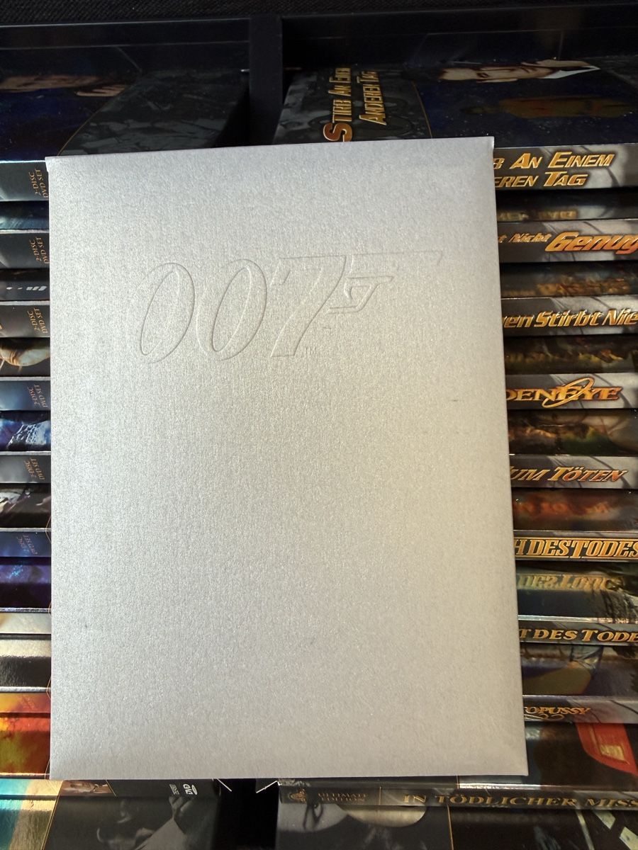 James Bond 007 Ultimate Collection DVD-Box, 20 DVD bis 2002 (Gebraucht ...