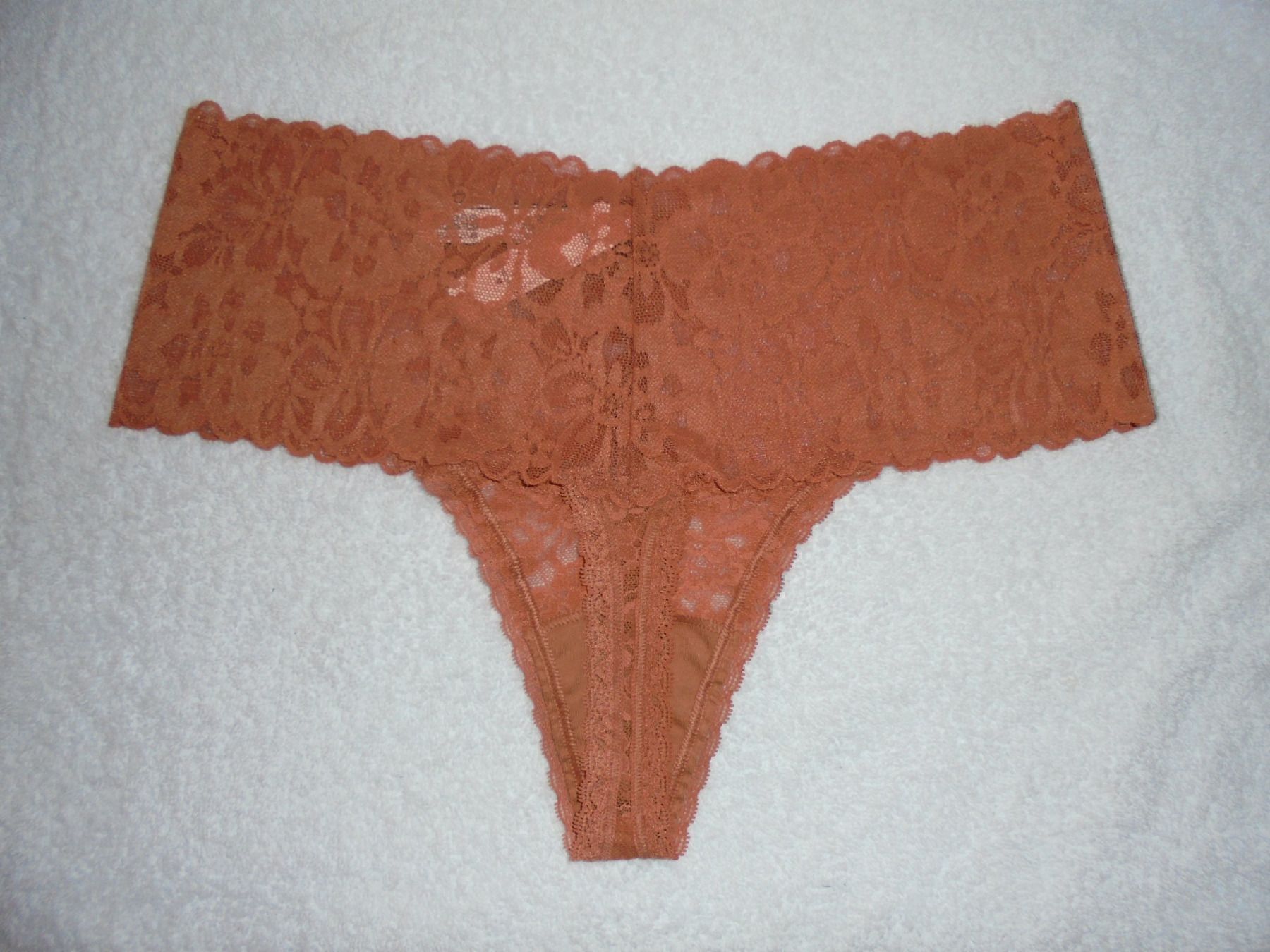 VICTORIA'S SECRET LACIE WIDE BAND THONG, M, NEU (Neuf avec emballage d ...