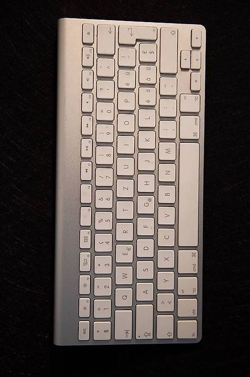 Clavier apple (D'occasion) à Meinier pour CHF 40 – retrait uniquement ...