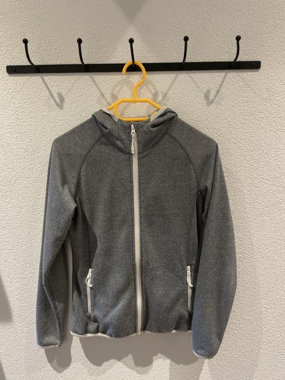 Graues Sport-Jäckli von 46N (Gebraucht) in Schmitten FR für CHF 10 ...