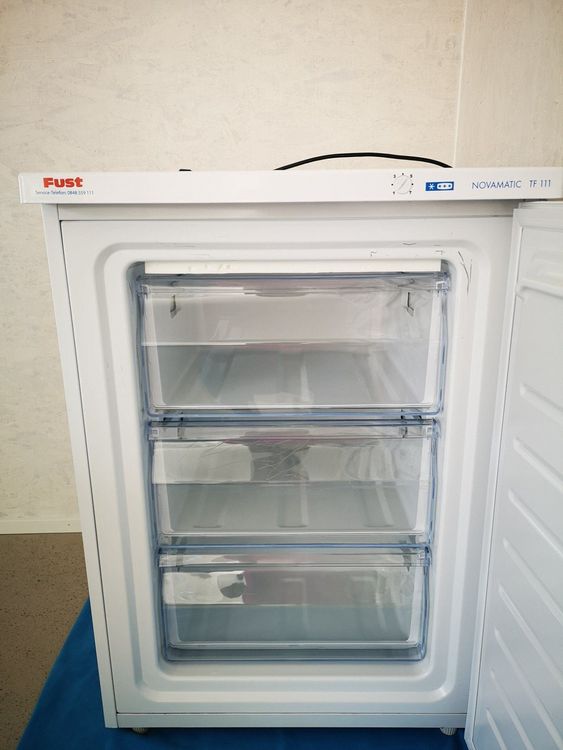Tiefkühlschrank Novomatic TF 111 (Gebraucht) in Scherz für CHF 135 – mit Lieferung auf Ricardo ...
