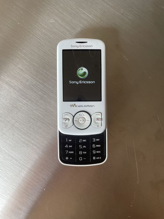 Retro Sony Ericsson Walkman Phone Vintage Classic (Gebraucht) in Zürich ...