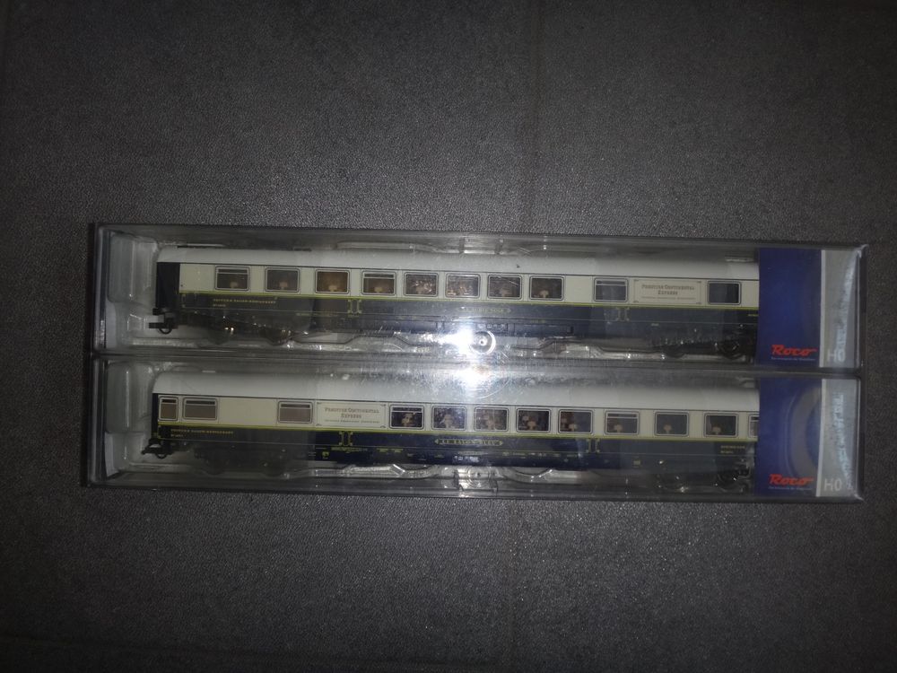 ROCO 64084 2 Salonwagen PCE (Prestige Continental Express) (Neu und ...
